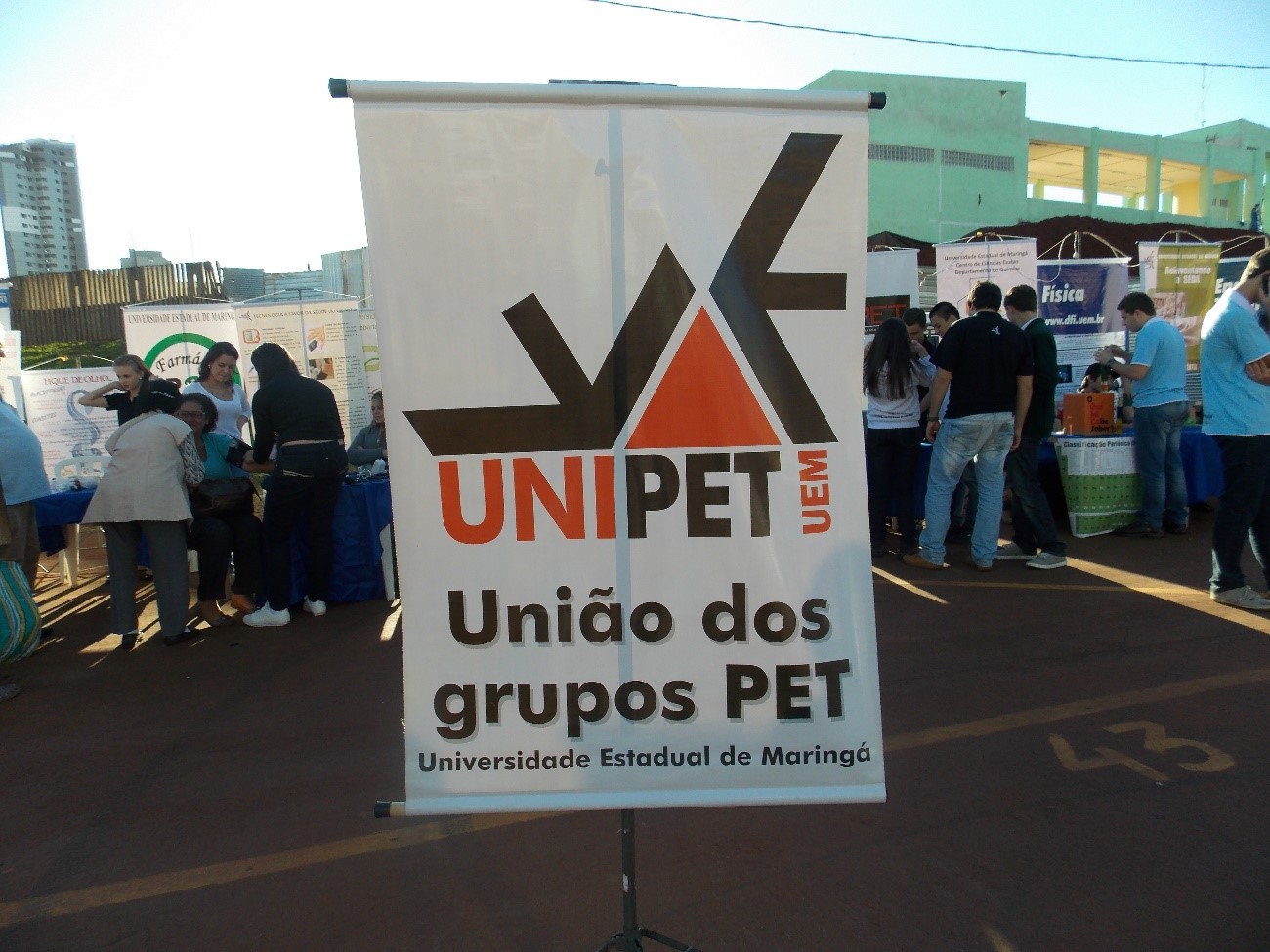 Ciclo de Atividades UNIPET – PET Engenharia Civil UEM